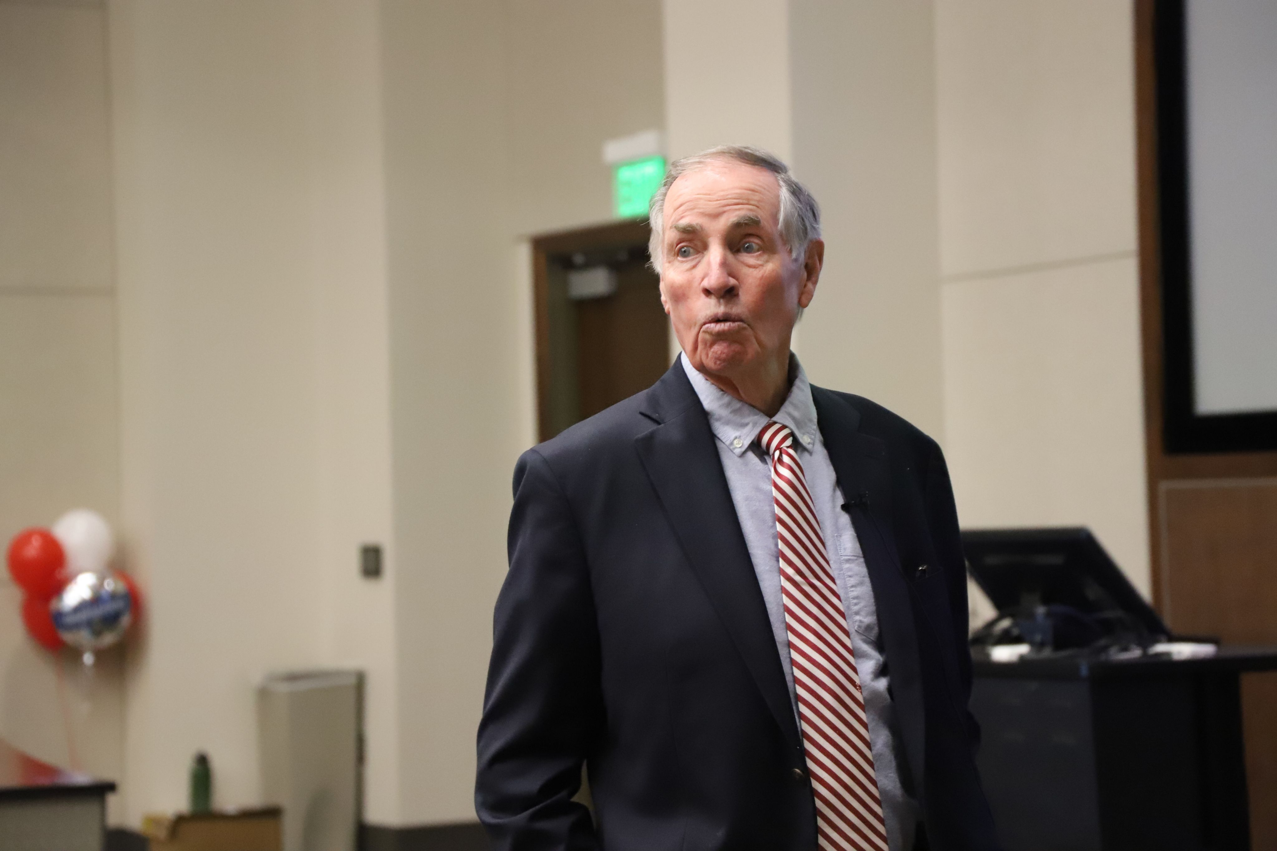 Dr Lonnie Strickland